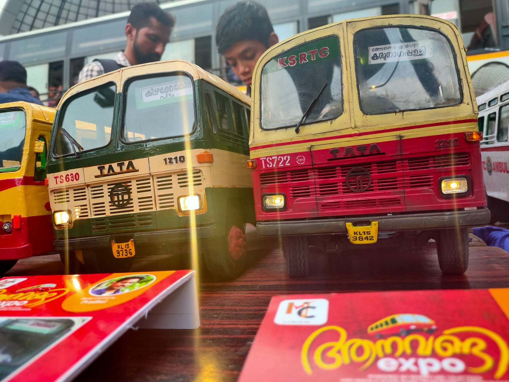 Old Model KSRTC TATA Bus - Streetcandy