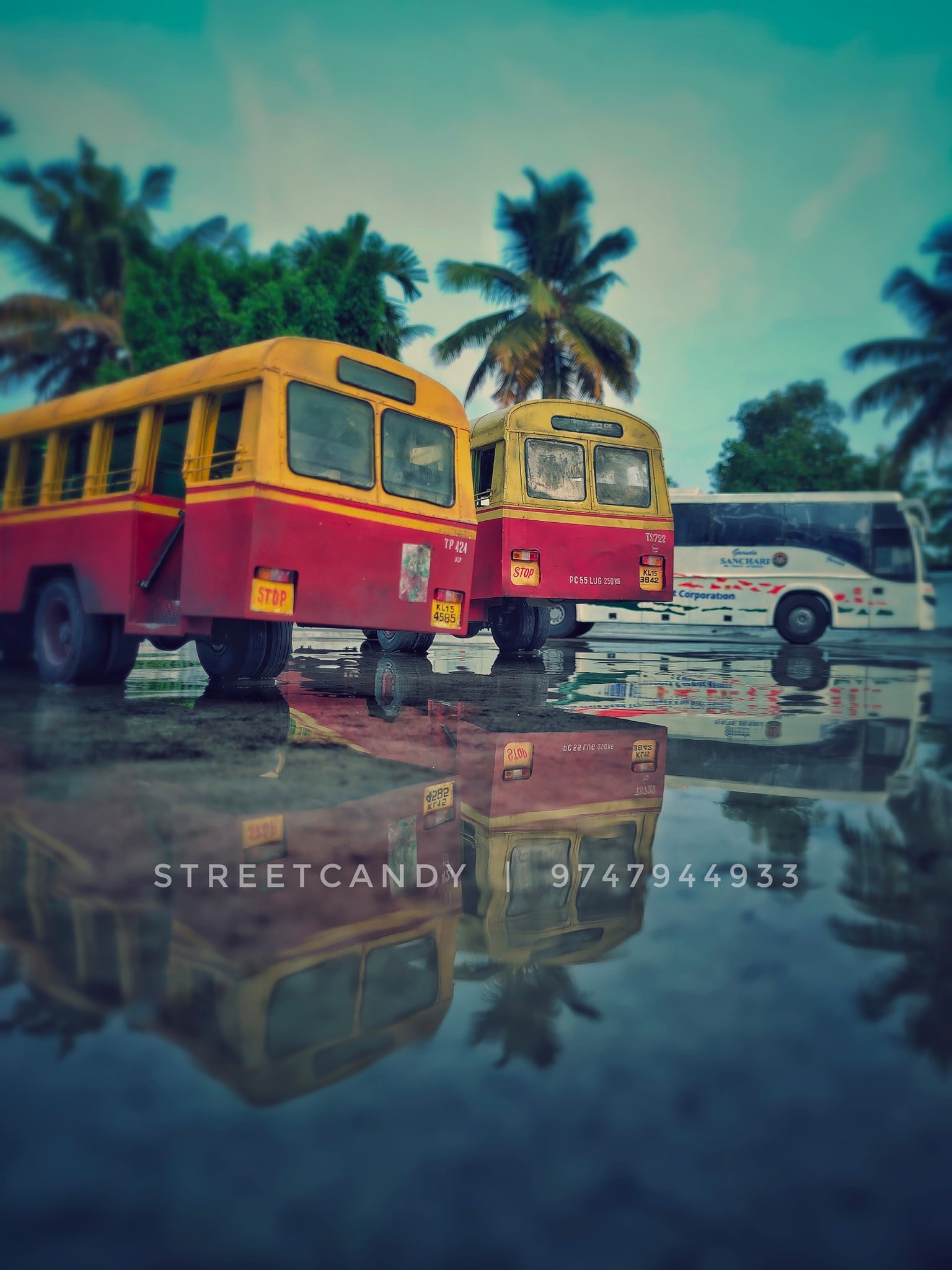 Old Model KSRTC TATA Bus - Streetcandy